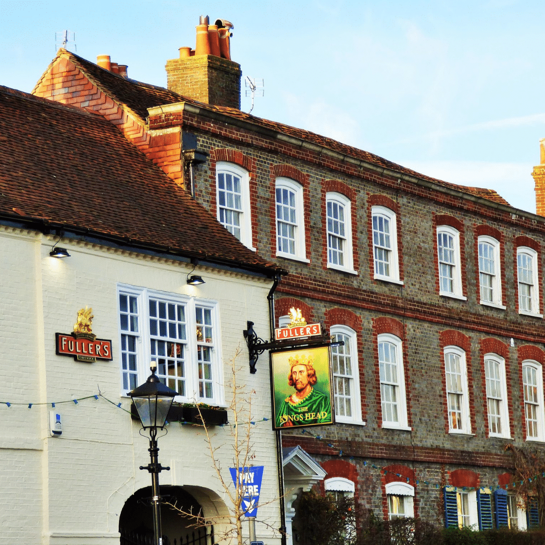 HAT VISIT TO WICKHAM - Hampshire Archive Trust